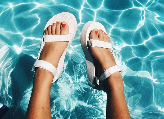 Splash Into Summer With Waterproof Sandals – Bstore