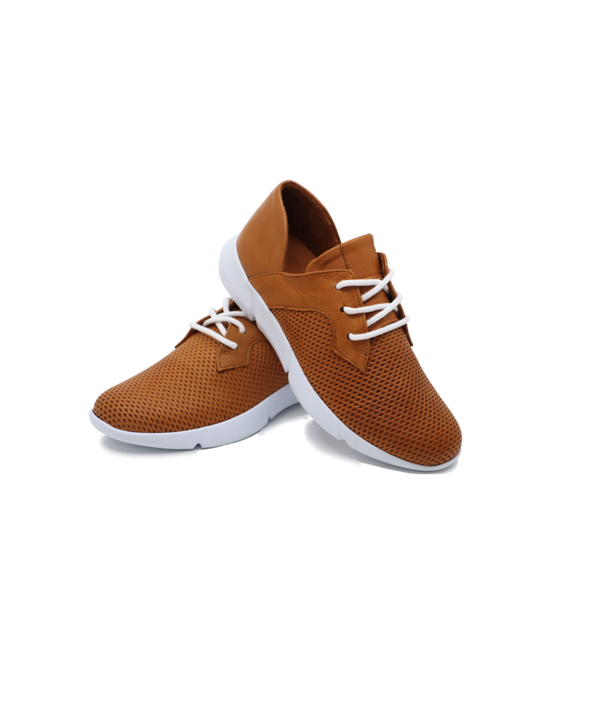 Elska Vayah Solid Tan Sneakers – Bstore